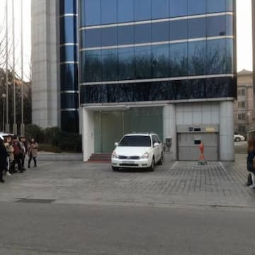 SM Entertainment Building (Headquarter) - Trazy, Korea's #1 Travel Shop